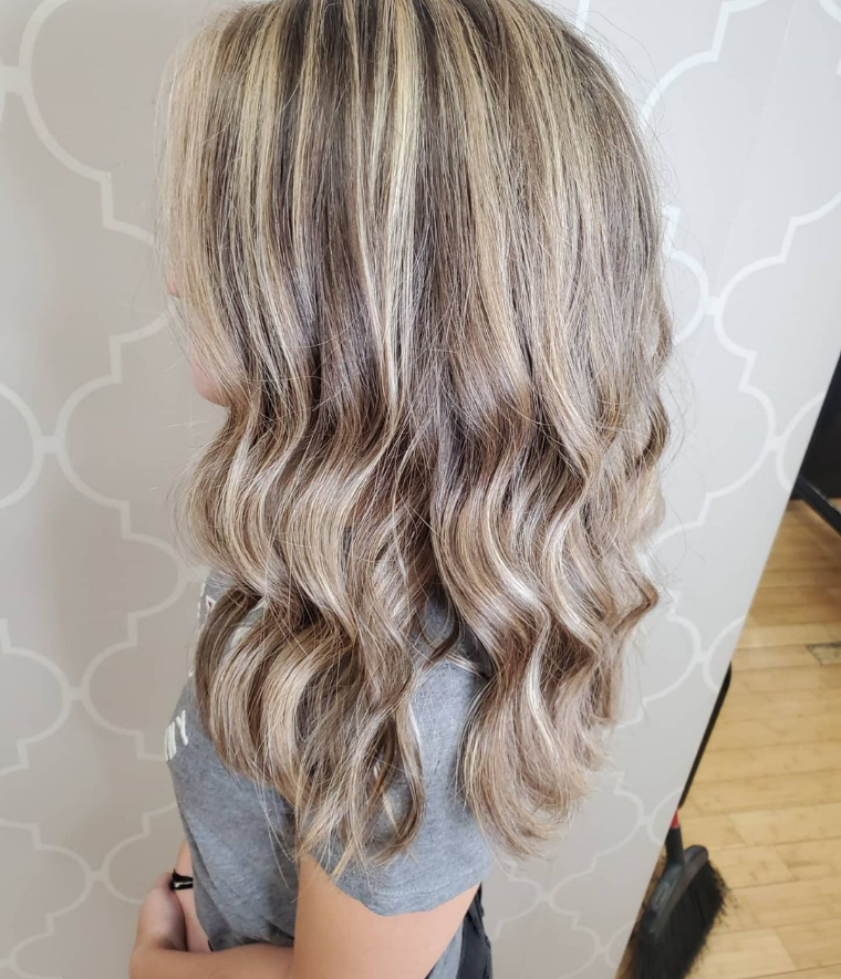Stylist: Malarie D.